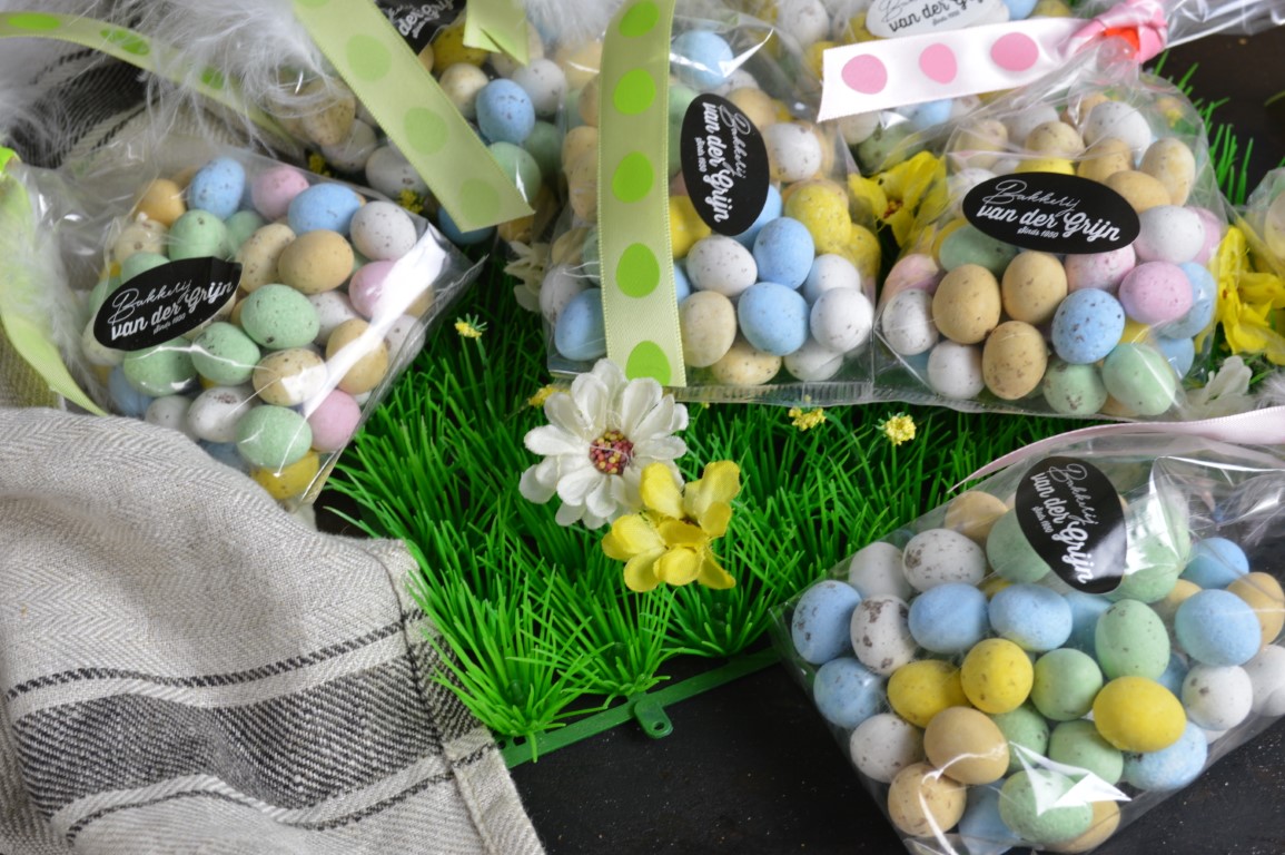 Mini Eitjes Per 155 Gram Verpakt Bestellen Bakkerij Van Der Grijn